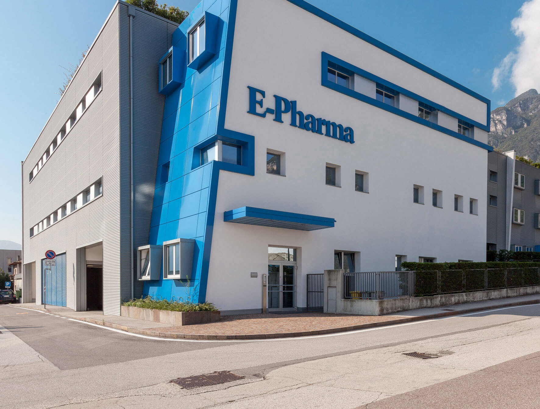 E-PHARMA & OMAG | Omag English Magazine